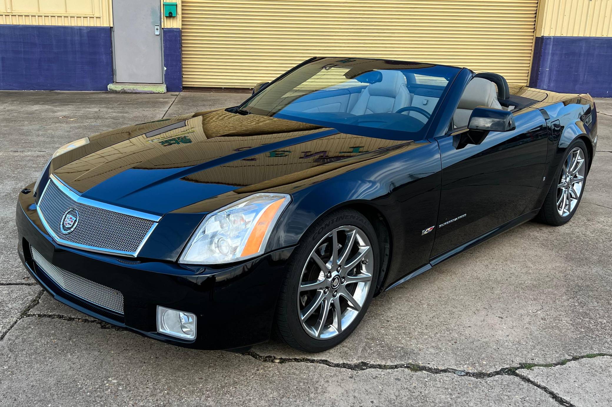 Cadillac XLR-V Discussion Board - Cars & Bids