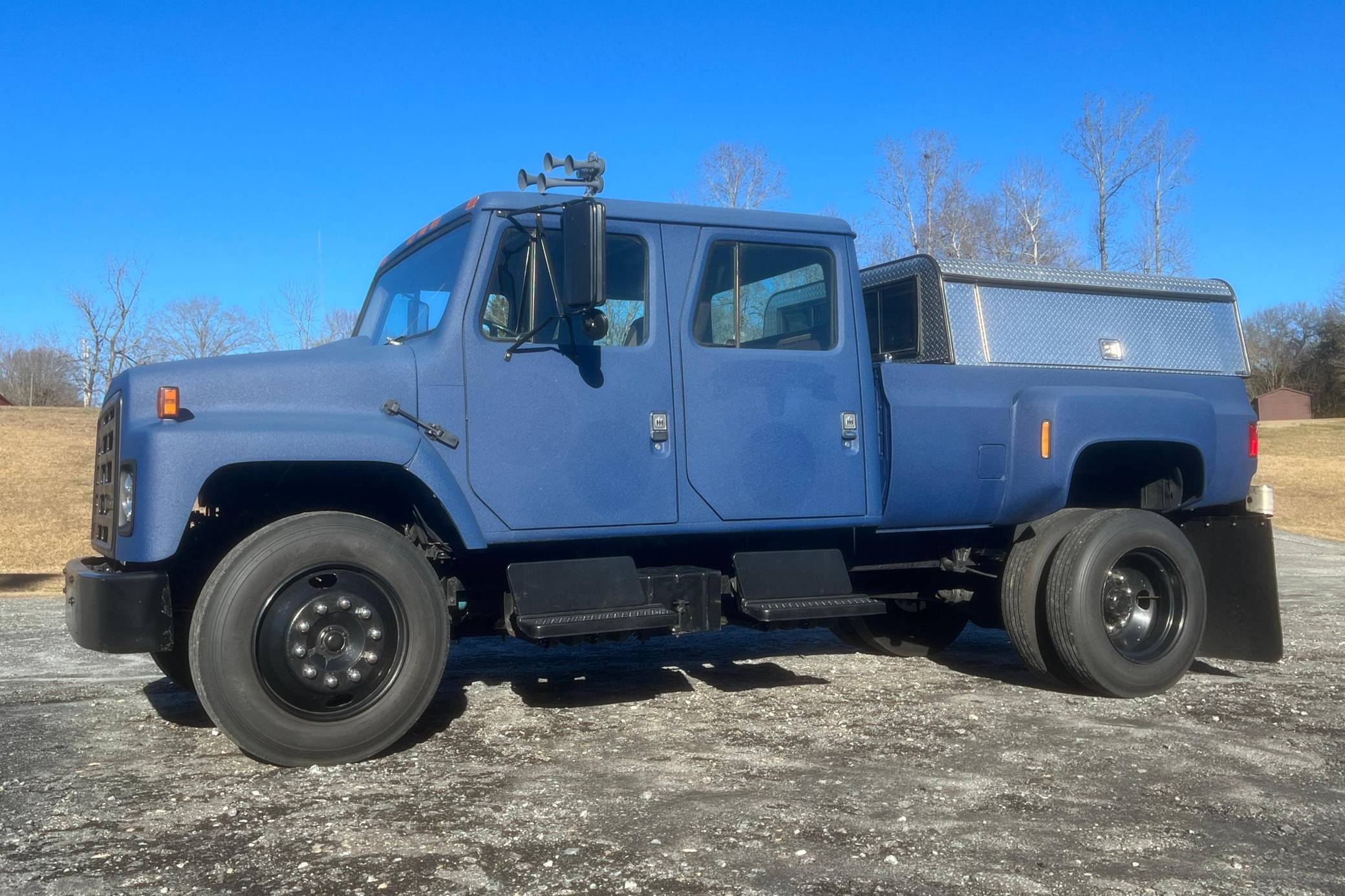 International 1724 Discussion Board - Cars & Bids