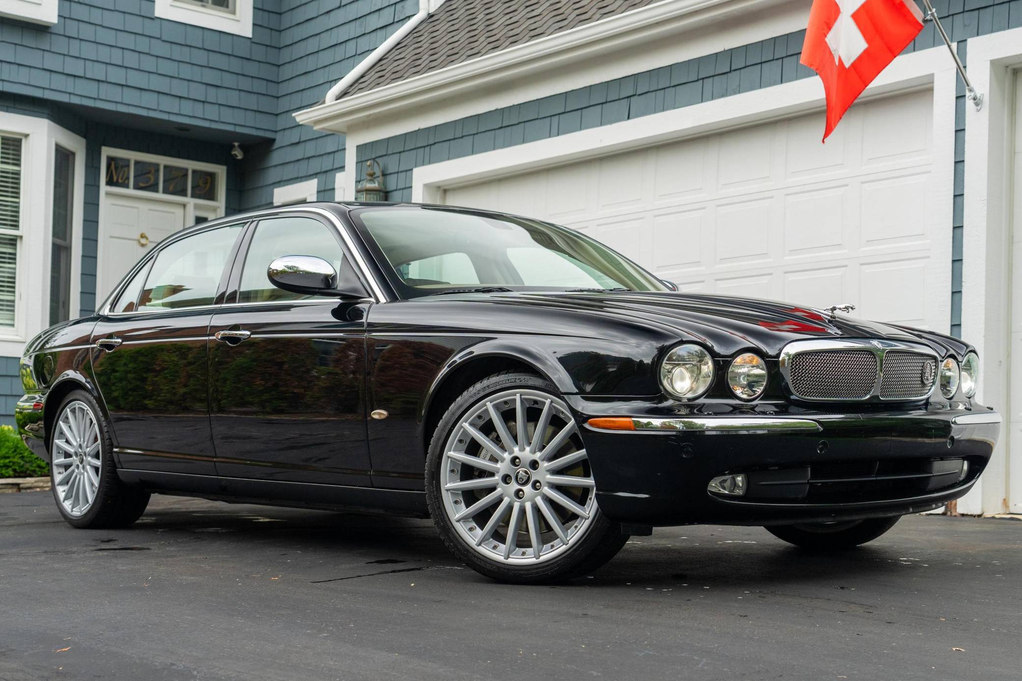 Jaguar XJ Discussion Board - Cars & Bids