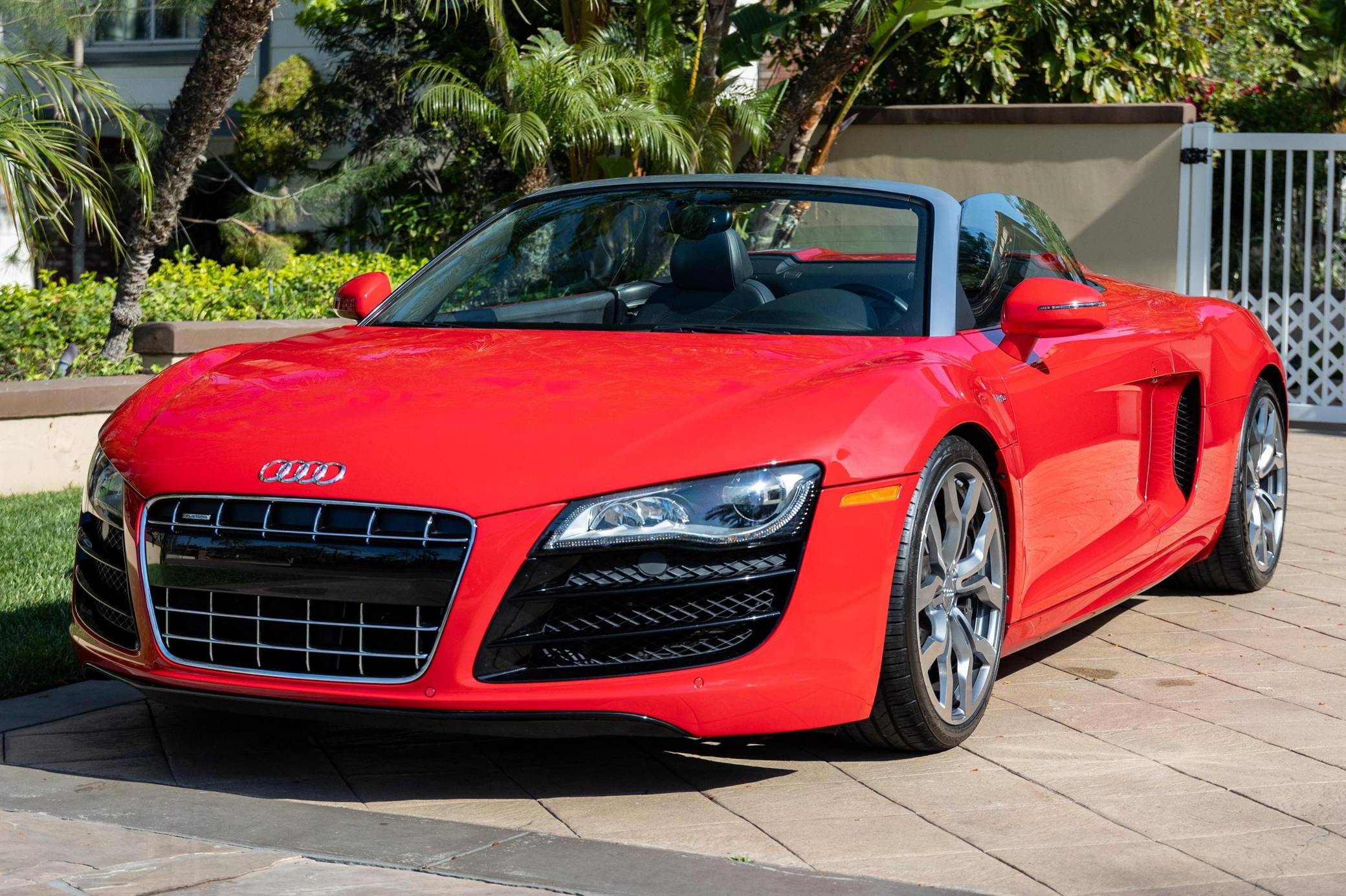 2012 Audi R8 V10 Spyder VIN: WUAVNAFG9CN001188 for Sale - Cars & Bids