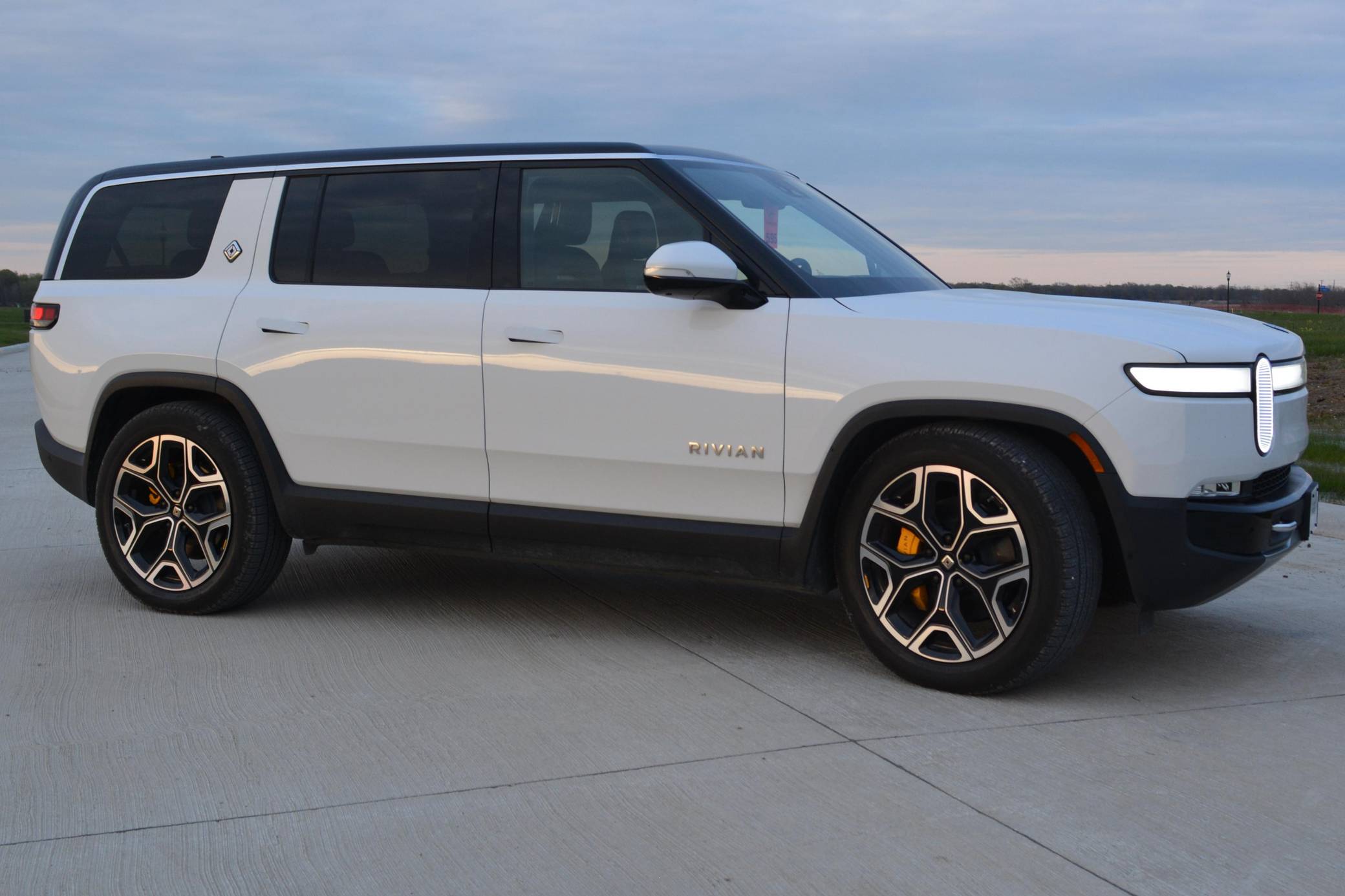 2022 Rivian R1S Launch Edition for Sale - Cars & Bids