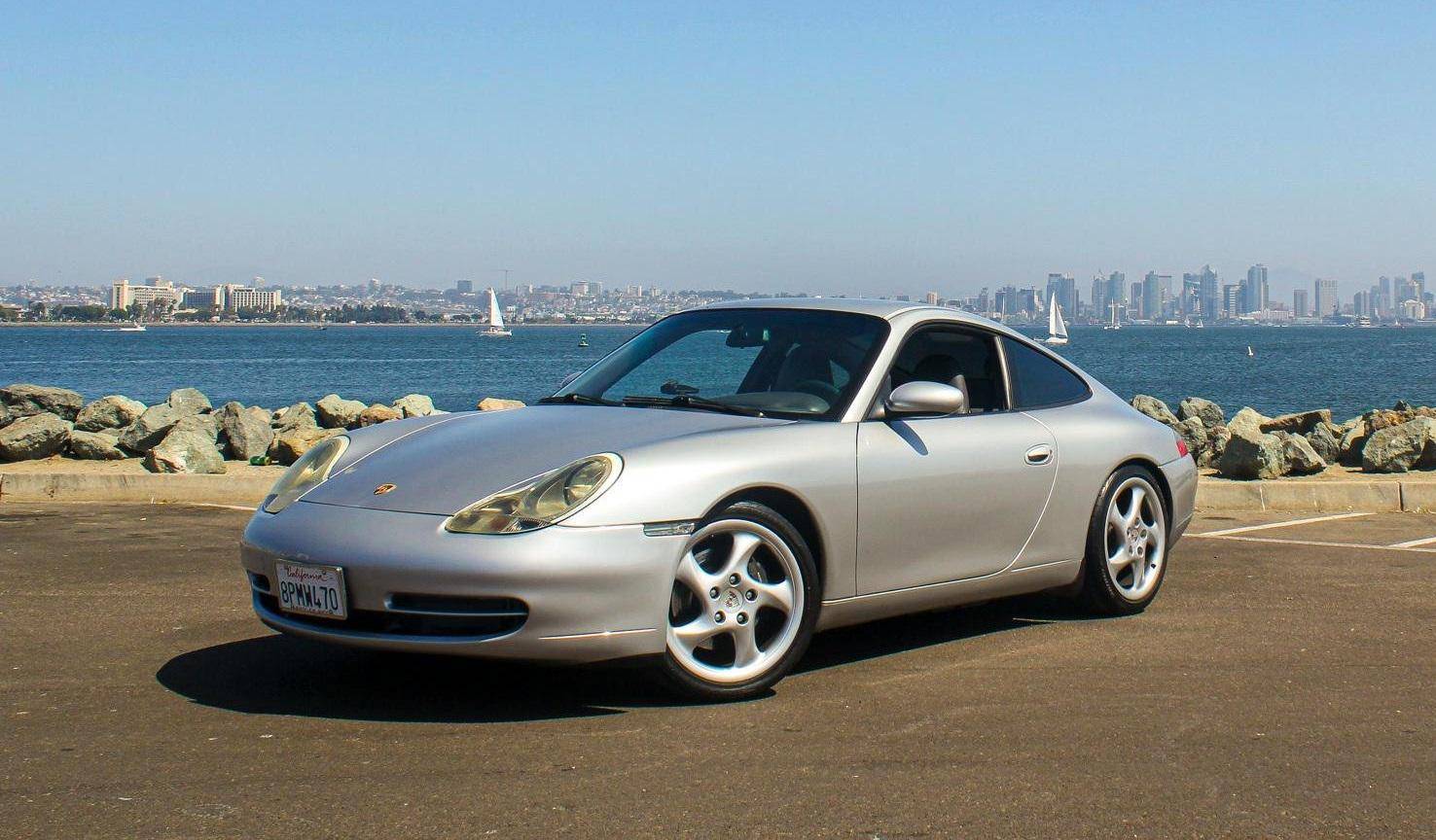 2000 Porsche 911 Carrera Coupe auction - Cars & Bids