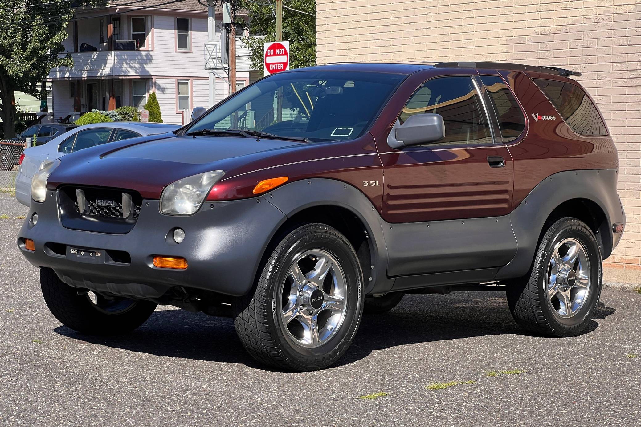 2001 Isuzu VehiCROSS VIN: JACCN57X217D00731 for Sale - Cars & Bids