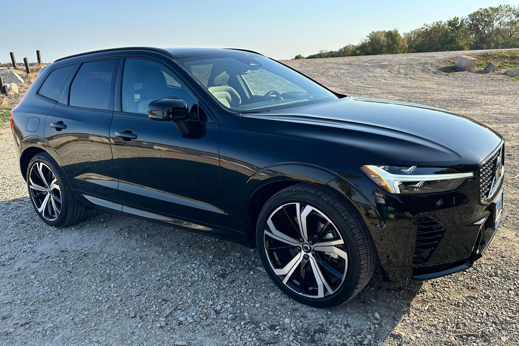 Volvo X60 Black