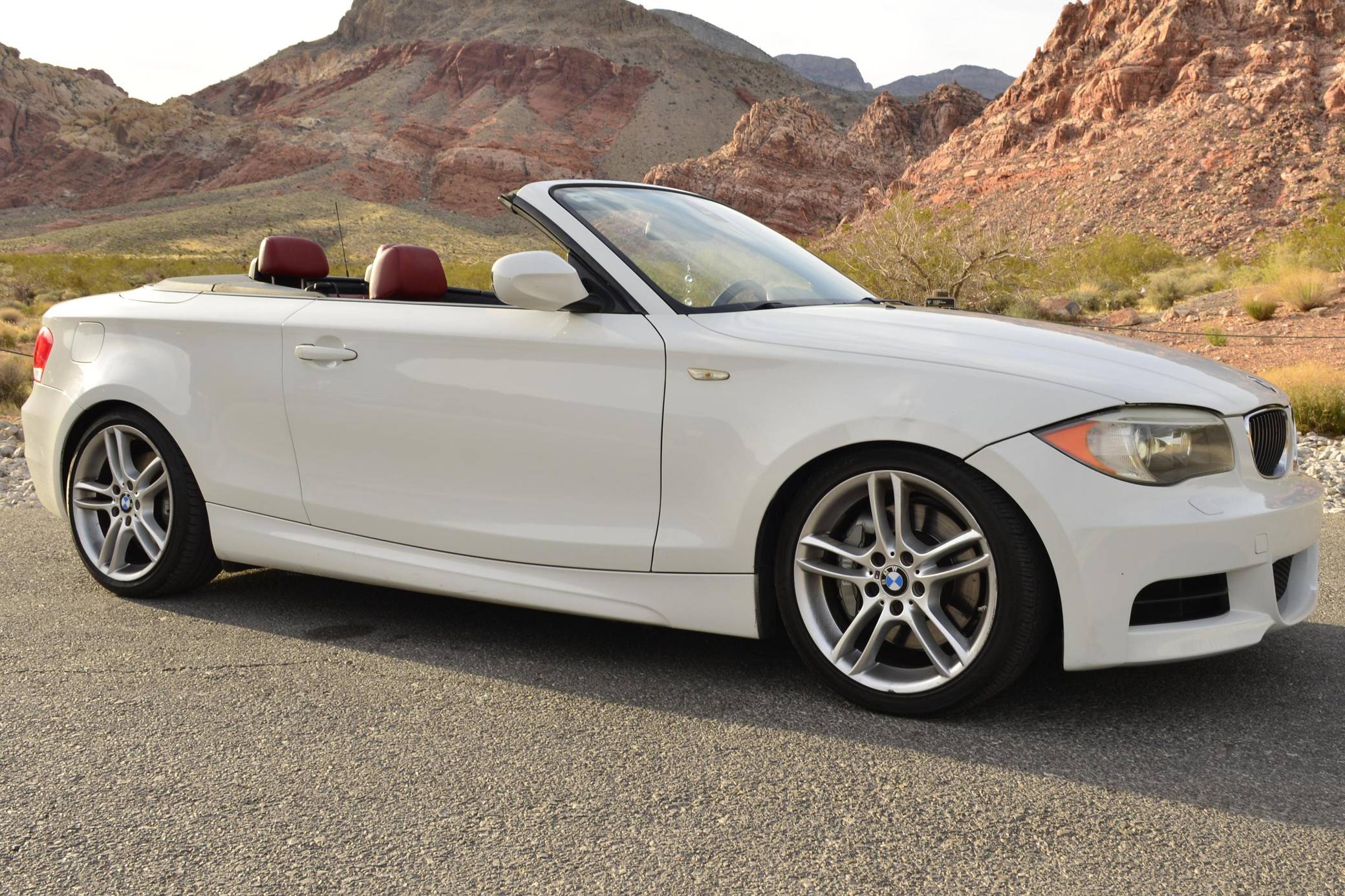 2013 BMW 135i Convertible VIN: WBAUN7C54DVM27674 for Sale - Cars & Bids