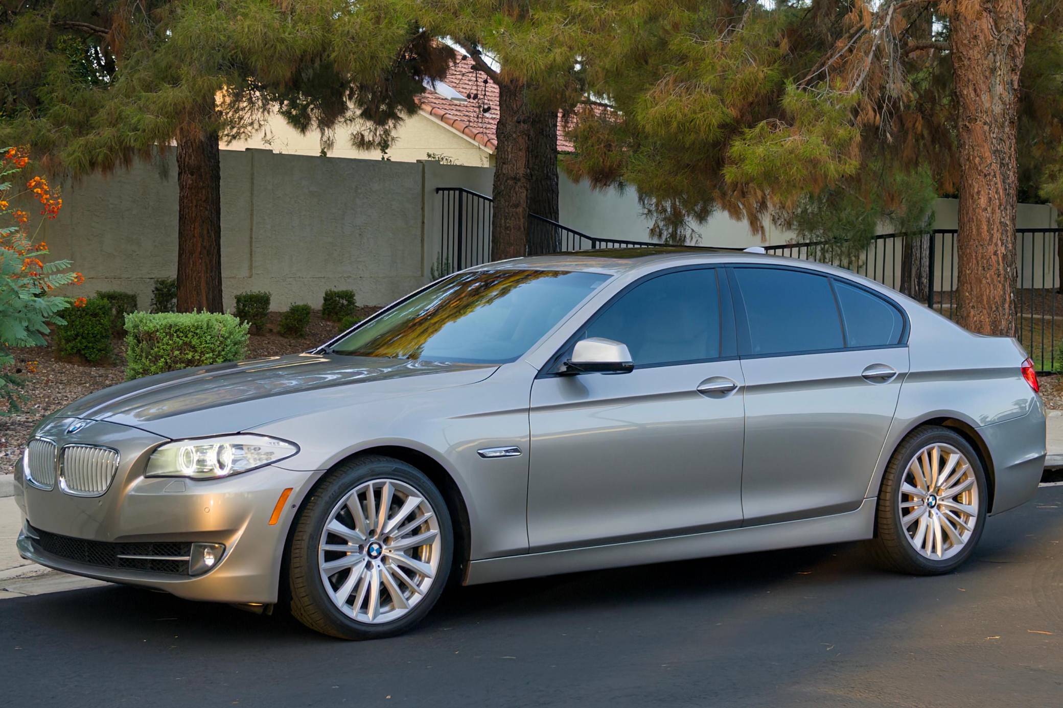 2011 BMW 550i Sedan VIN: WBAFR9C59BC271312 for Sale - Cars & Bids