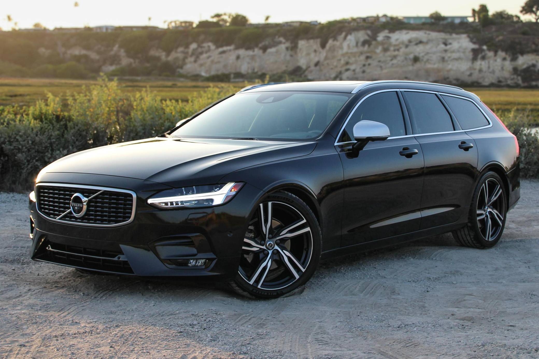 2018 Volvo V90 T5 R-Design VIN: YV1102GM2J1063910 for Sale - Cars & Bids