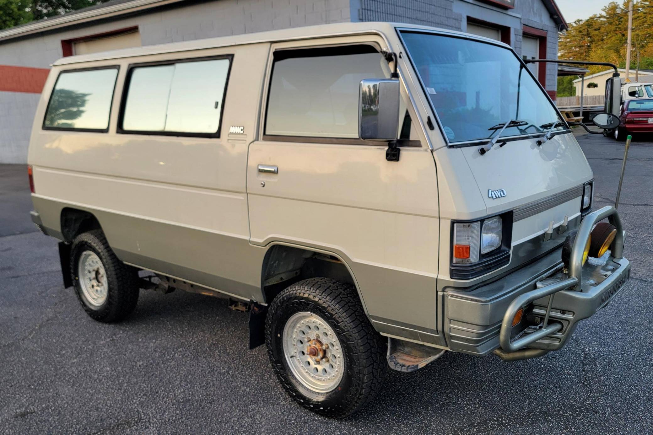 1986 Mitsubishi Delica 4WD for Sale - Cars & Bids