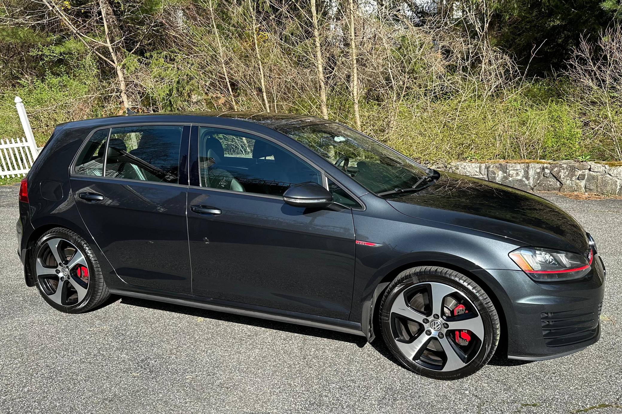 2016 Volkswagen GTI SE VIN: 3VW547AU7GM054212 for Sale - Cars & Bids