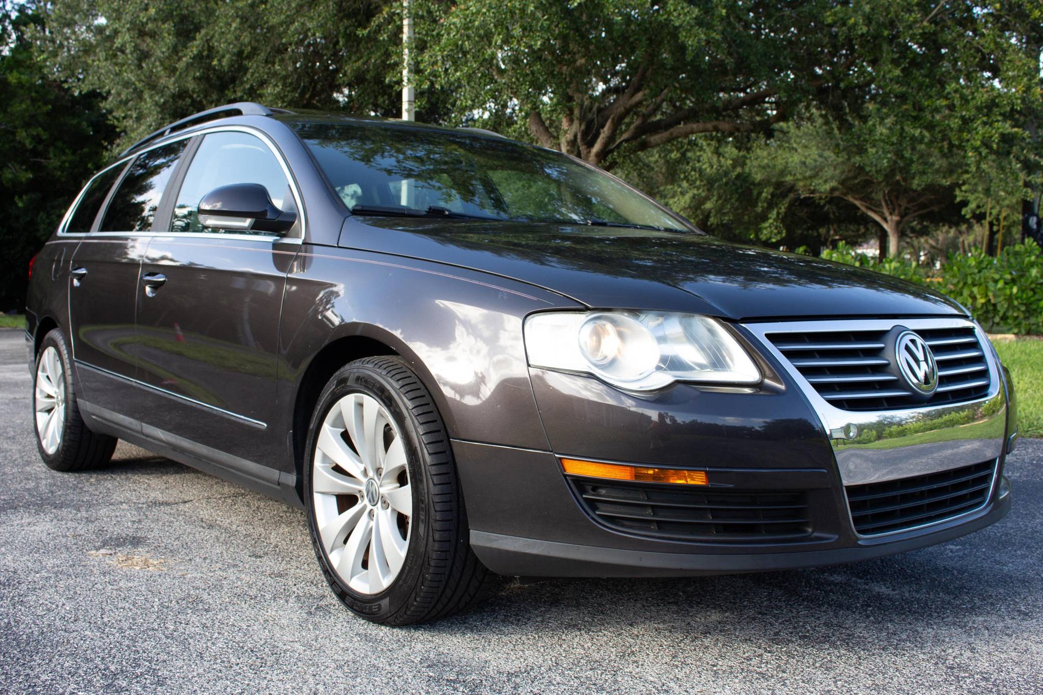 2007 Volkswagen Passat Wagon VIN: WVWLK73CX7E064002 for Sale - Cars & Bids