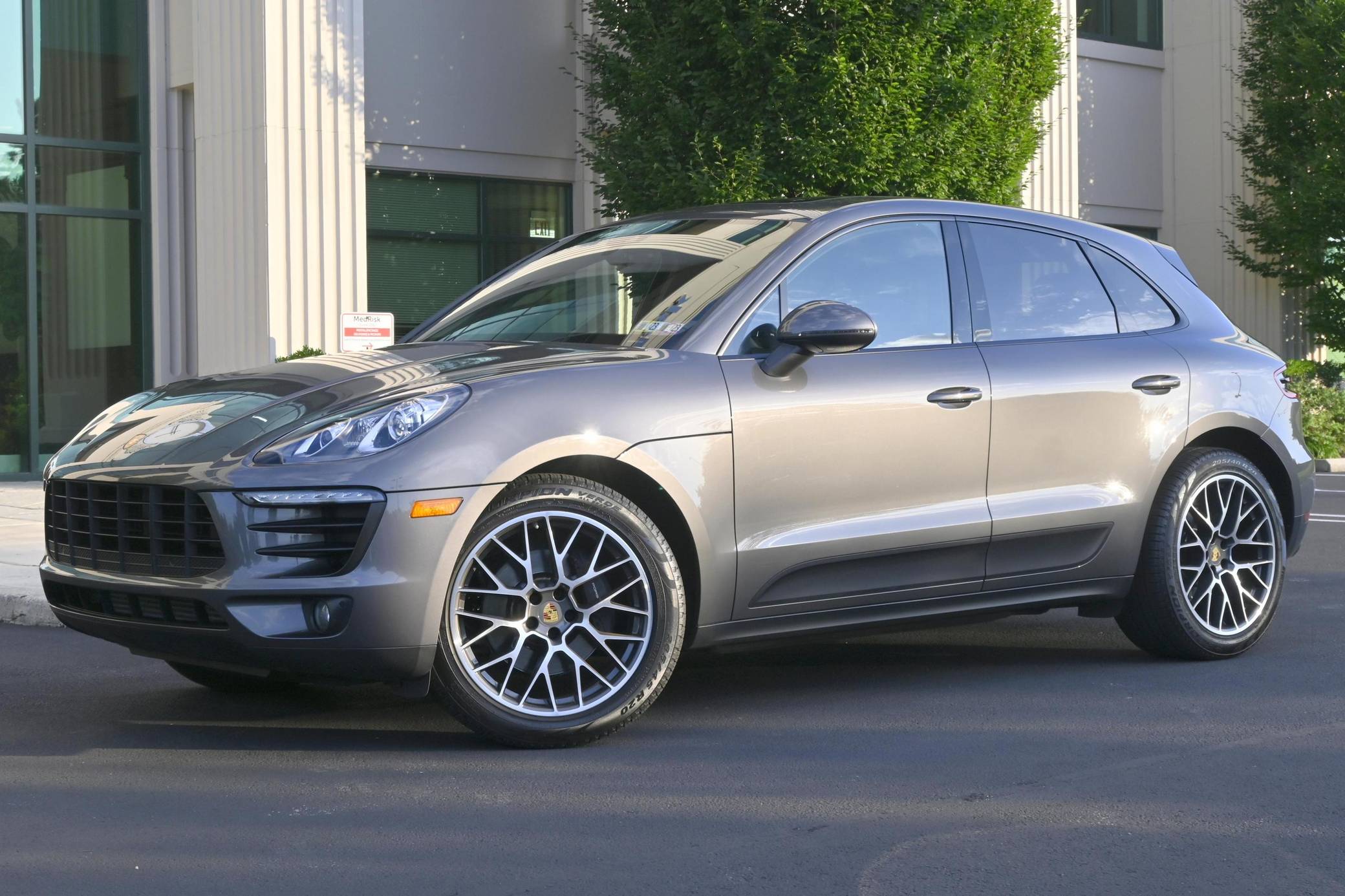 2018 Porsche Macan Sport Edition for Sale - Cars & Bids