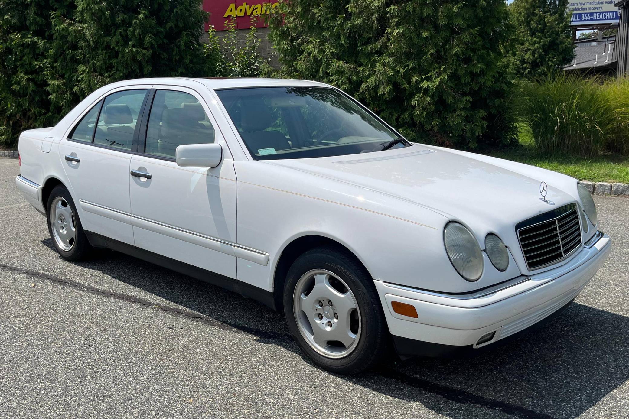 1999 Mercedes-Benz E430 Sedan VIN: WDBJF70H1XA910907 for Sale - Cars & Bids