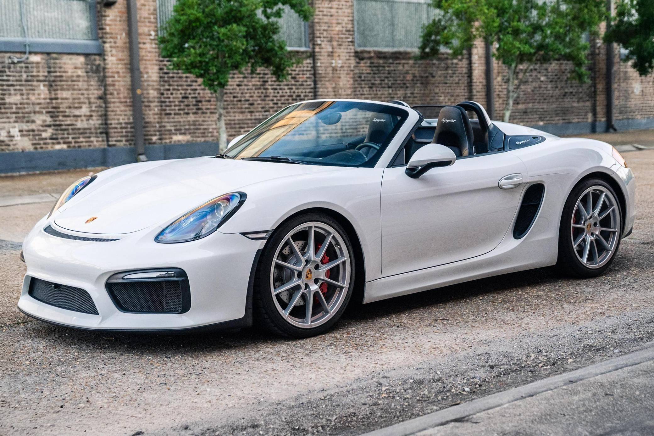2016 Porsche Boxster Spyder VIN: WP0CC2A81GS152243 for Sale - Cars & Bids