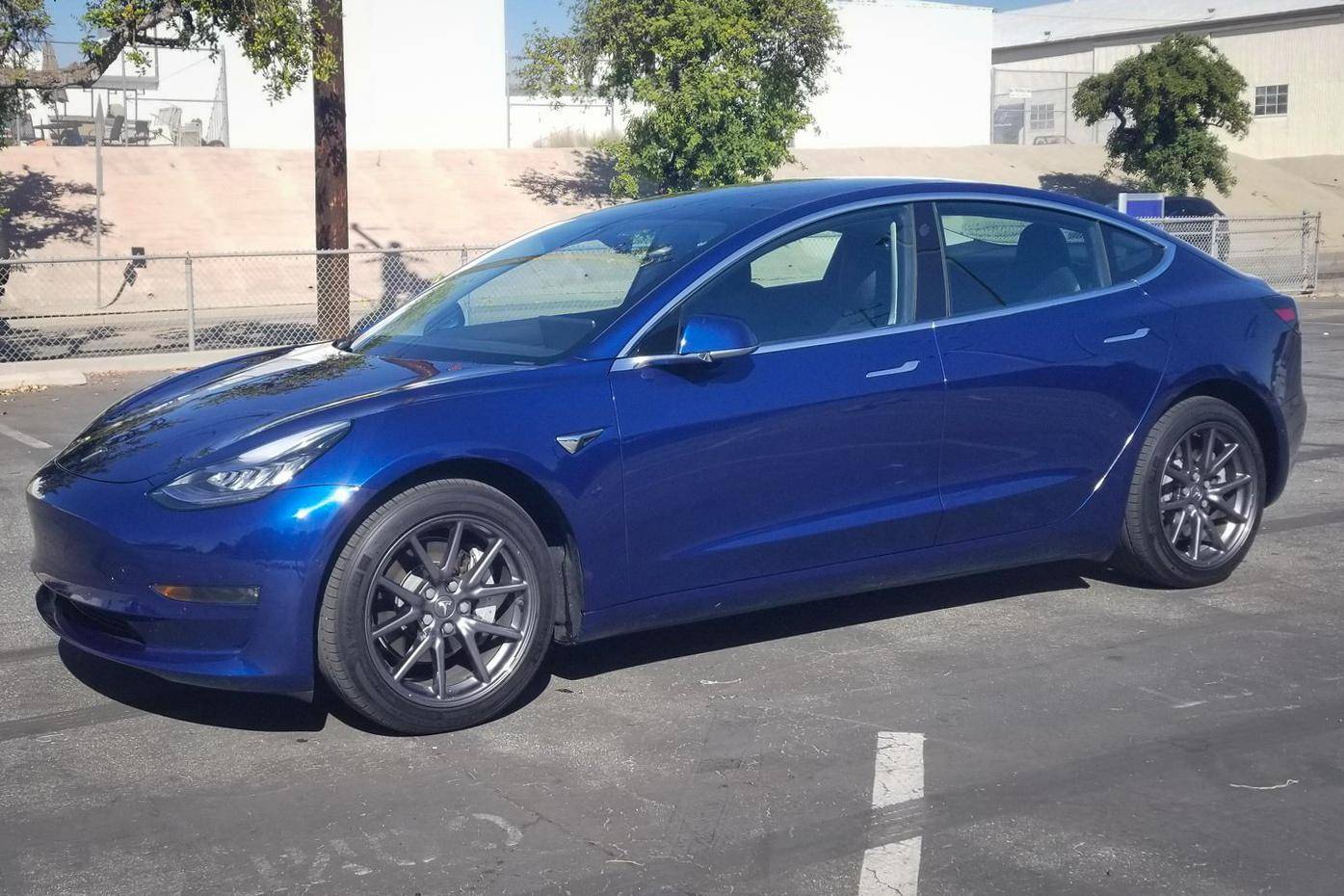 2019 Tesla Model 3 Long-Range AWD auction - Cars & Bids