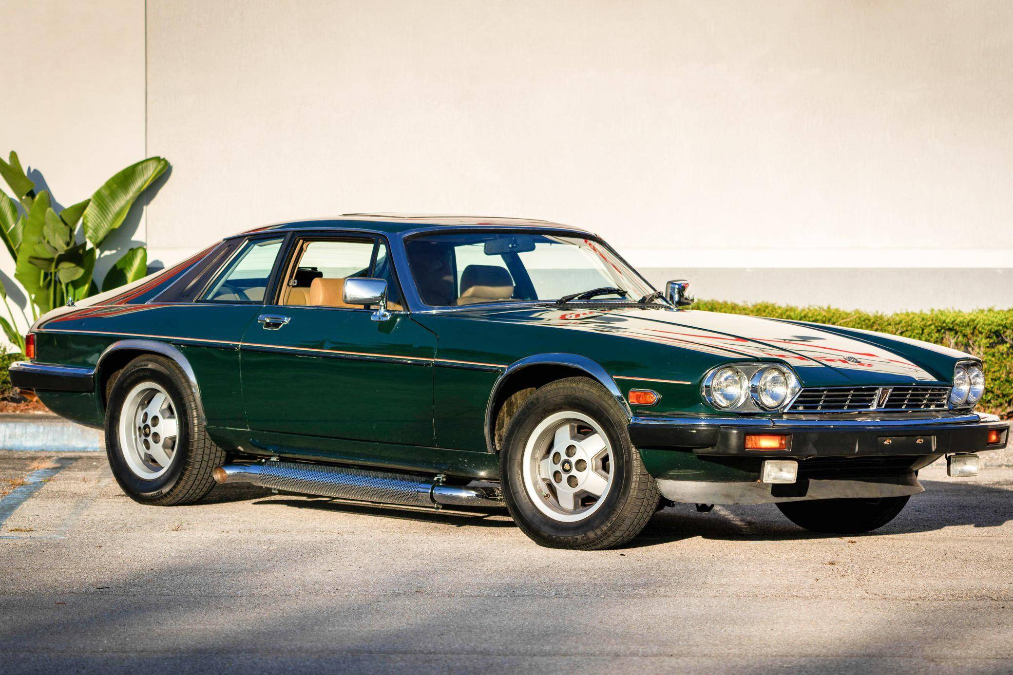 1988 Jaguar XJS auction - Cars & Bids