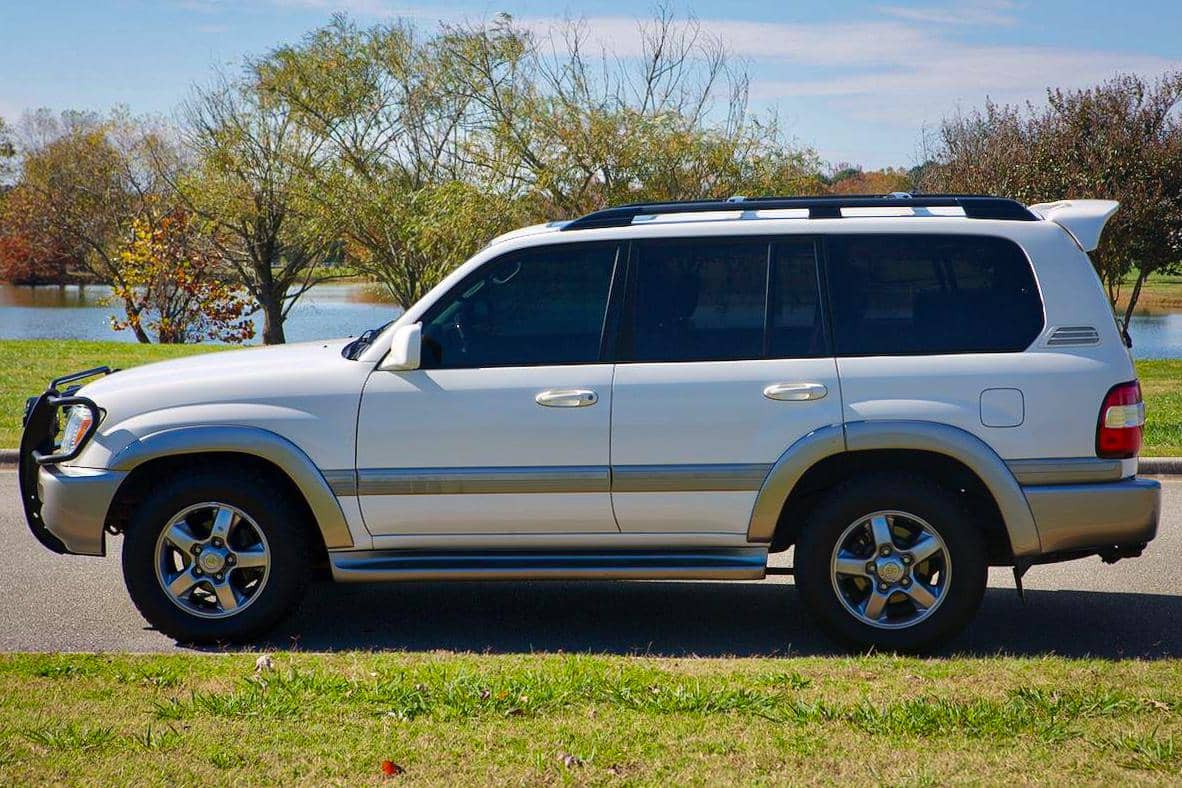 2006 Toyota Land Cruiser auction - Cars & Bids