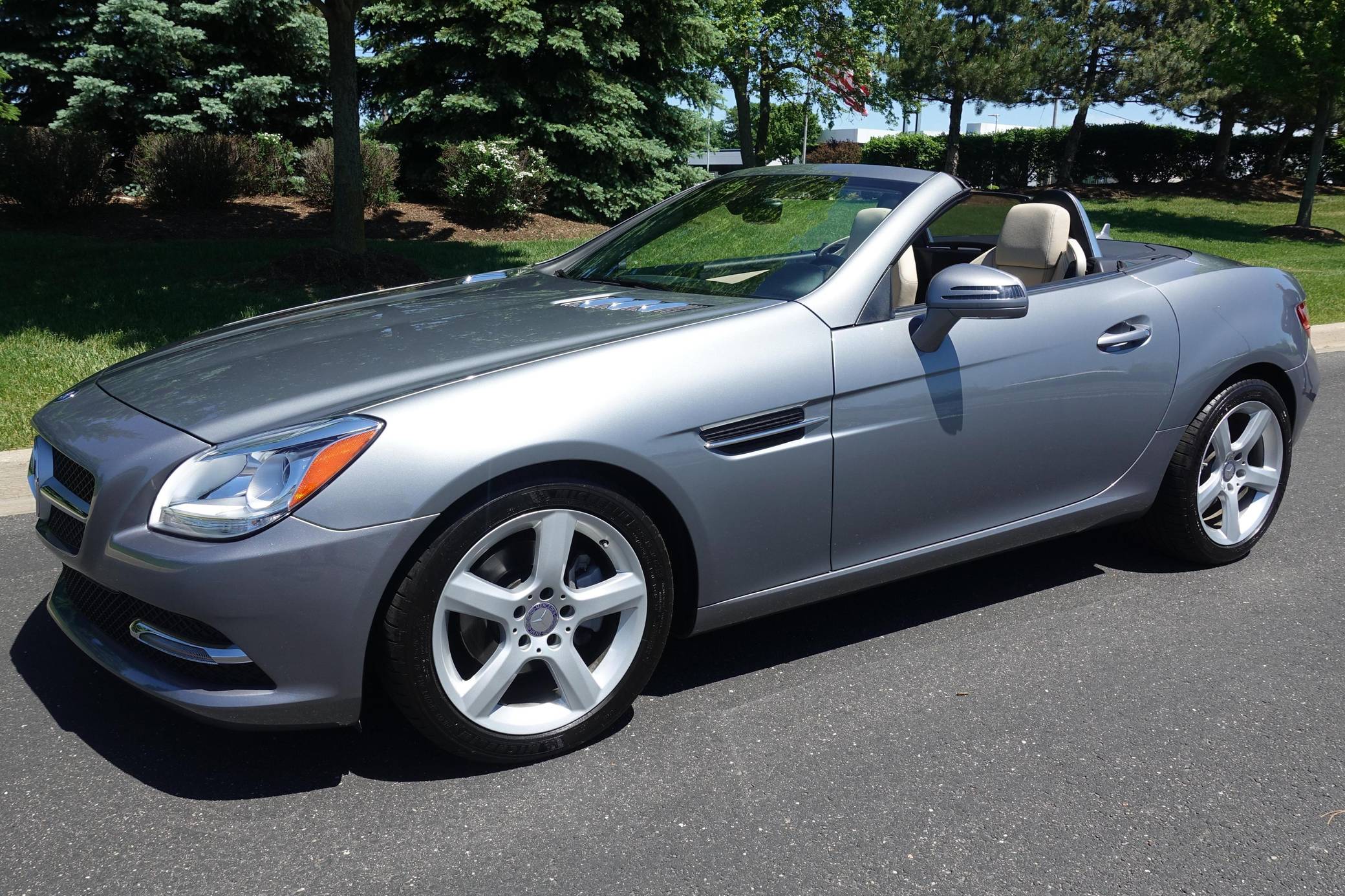 2014 Mercedes-Benz SLK250 auction - Cars & Bids