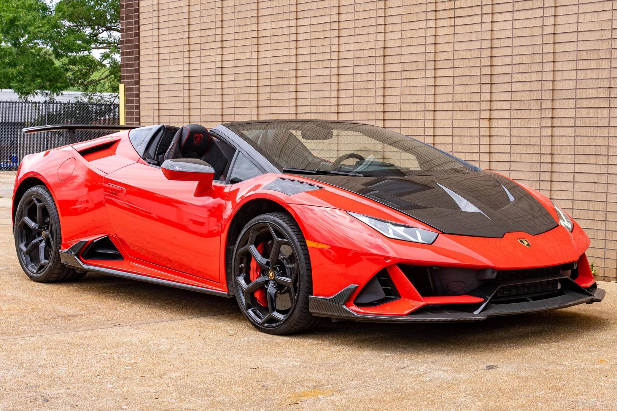 Lamborghini Huracan Red