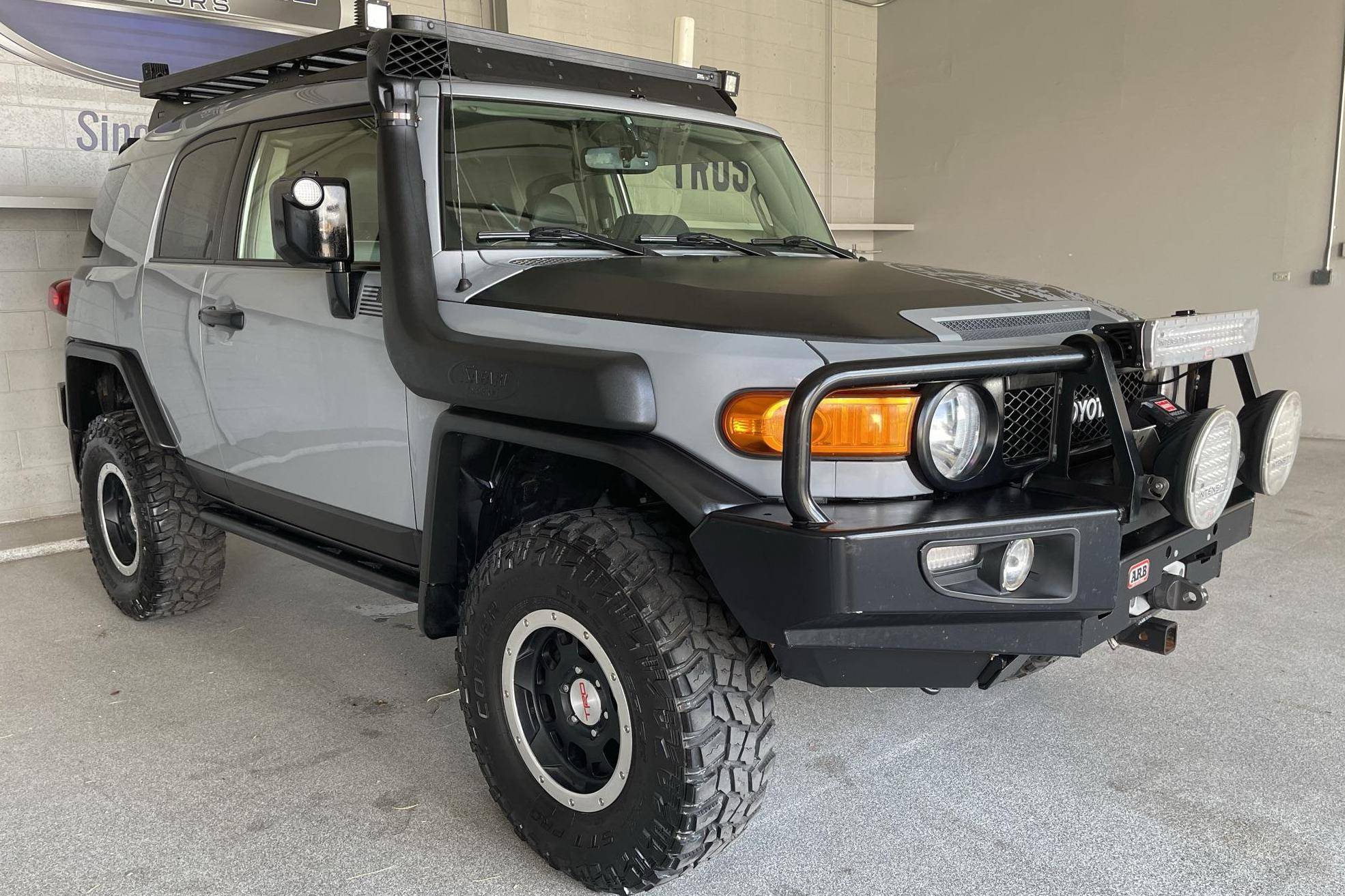 2013 Toyota Fj Cruiser Trail Teams Special Edition For Sale Cars And Bids
