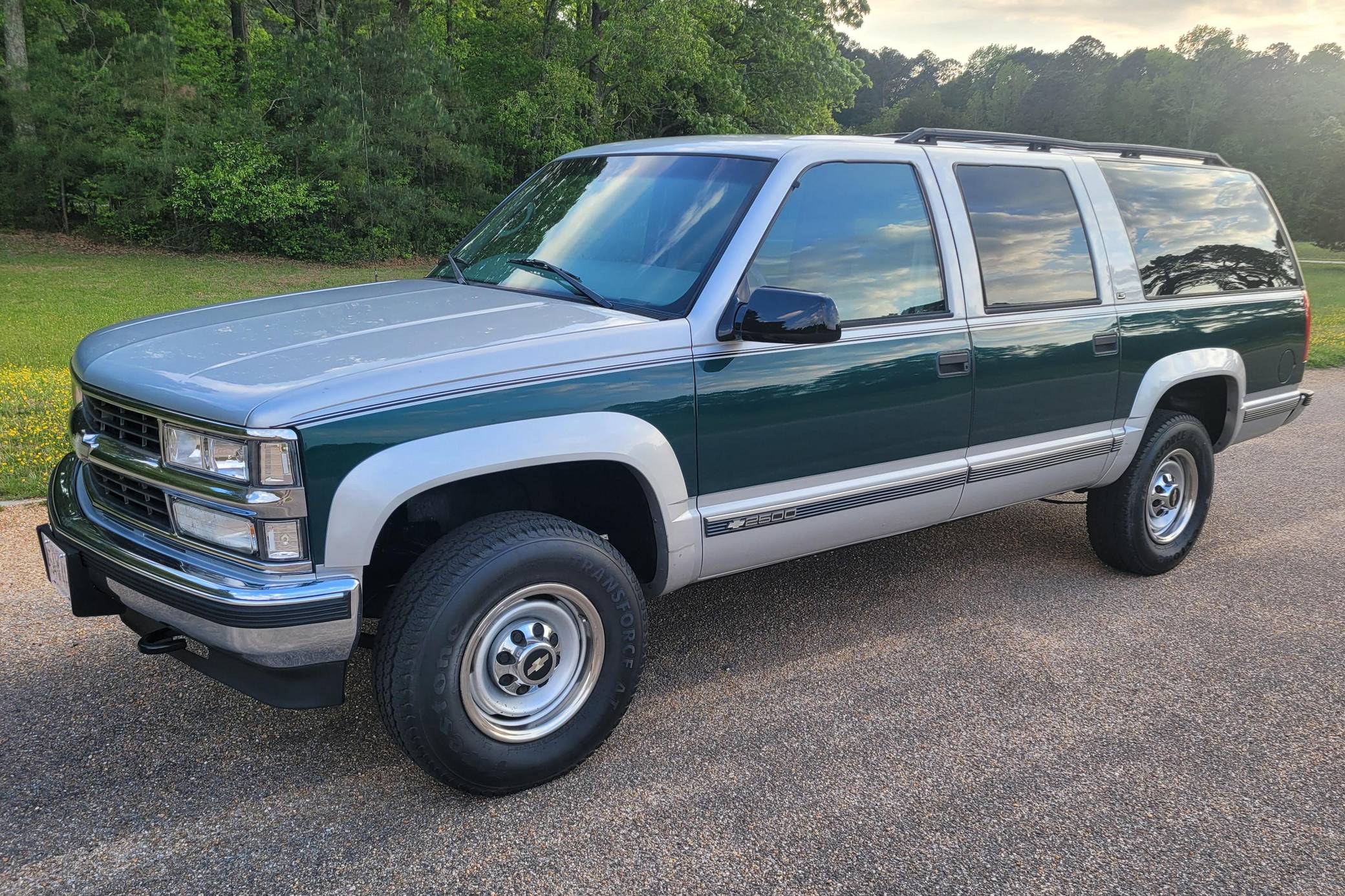 1997 Chevrolet Suburban K2500 LS 4x4 for Sale - Cars & Bids