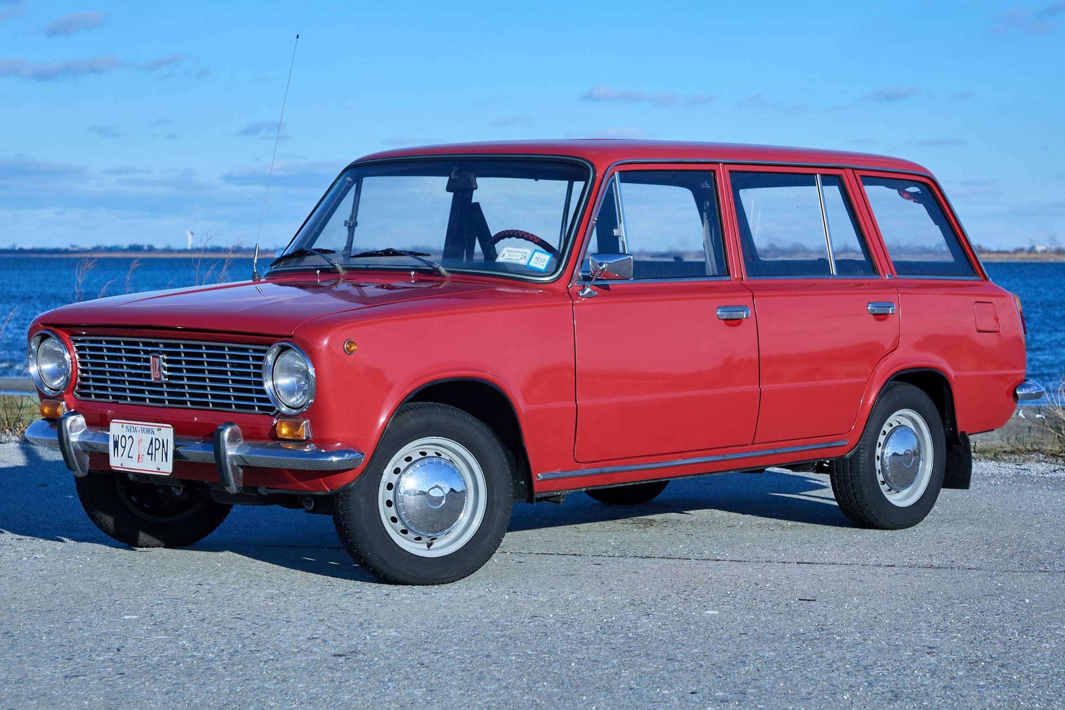 1985 Lada 1200 Combi VIN: XTA210200F0657476 for Sale - Cars & Bids