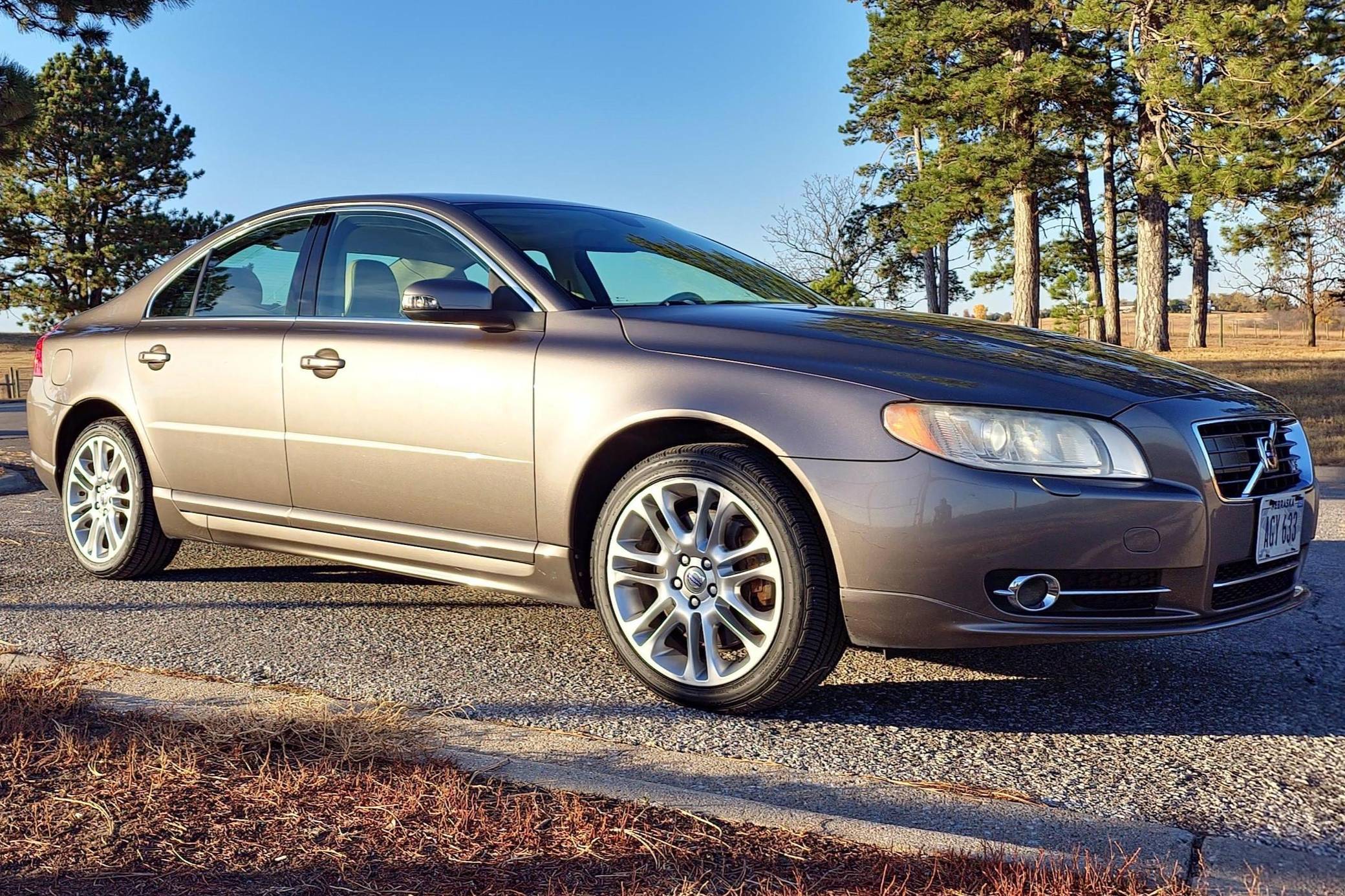 2007 Volvo S80 V8 AWD VIN: YV1AH852X71032622 for Sale - Cars & Bids