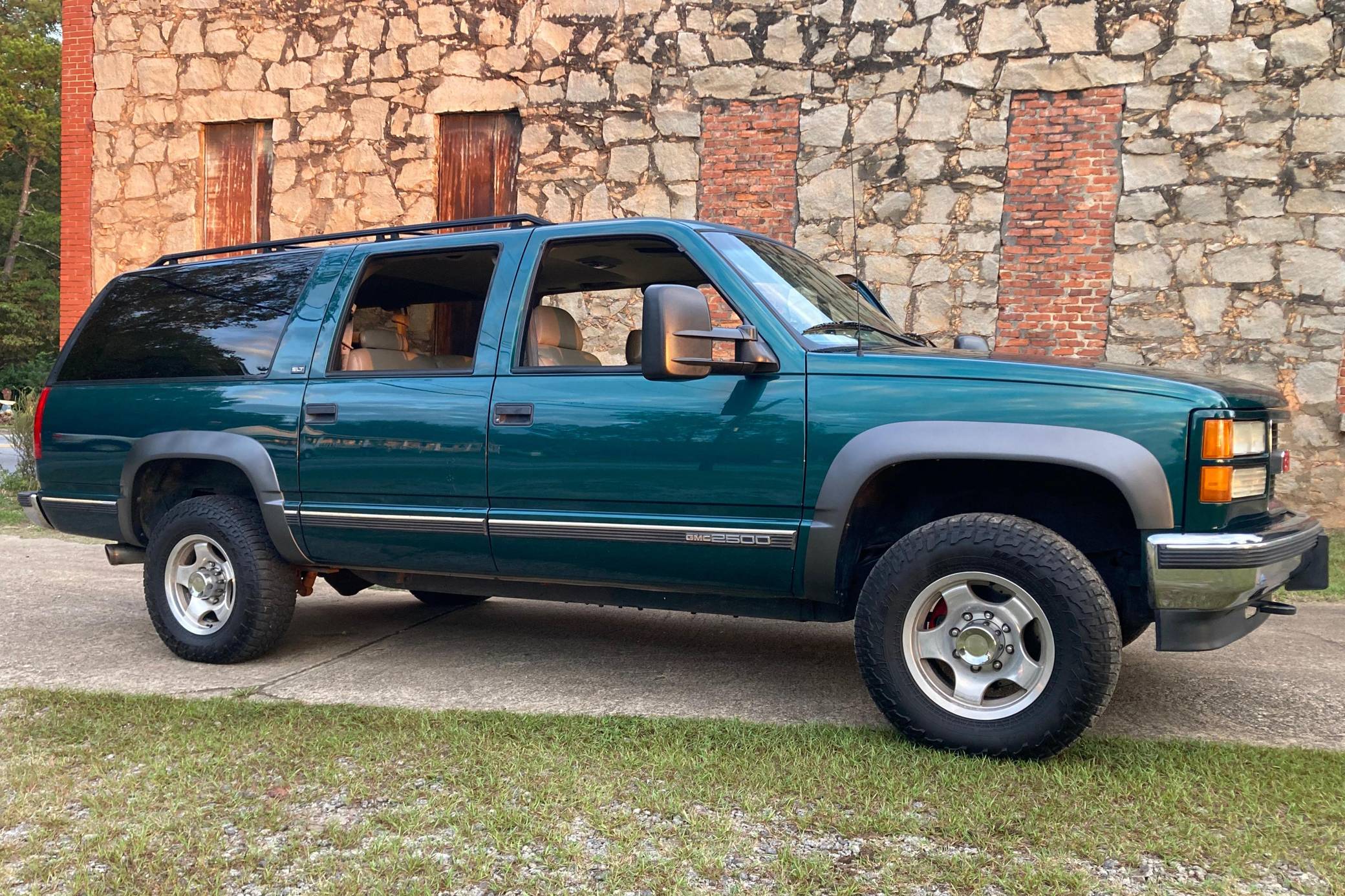 1996 GMC Suburban 2500 SLT 4x4 for Sale - Cars & Bids