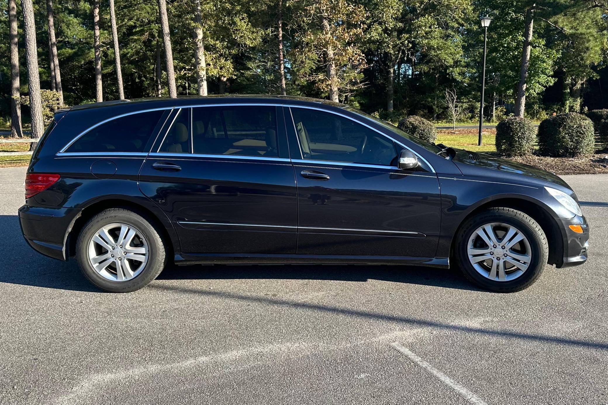 2008 Mercedes-Benz R320 CDI VIN: 4JGCB22E98A076295 for Sale - Cars & Bids