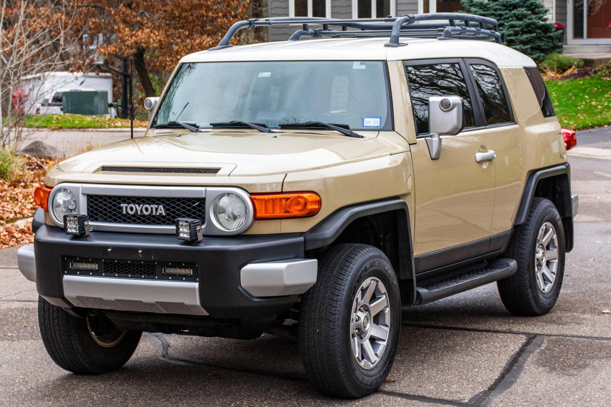 2014 Toyota FJ Cruiser VIN: JTEBU4BF0EK192131 for Sale - Cars & Bids