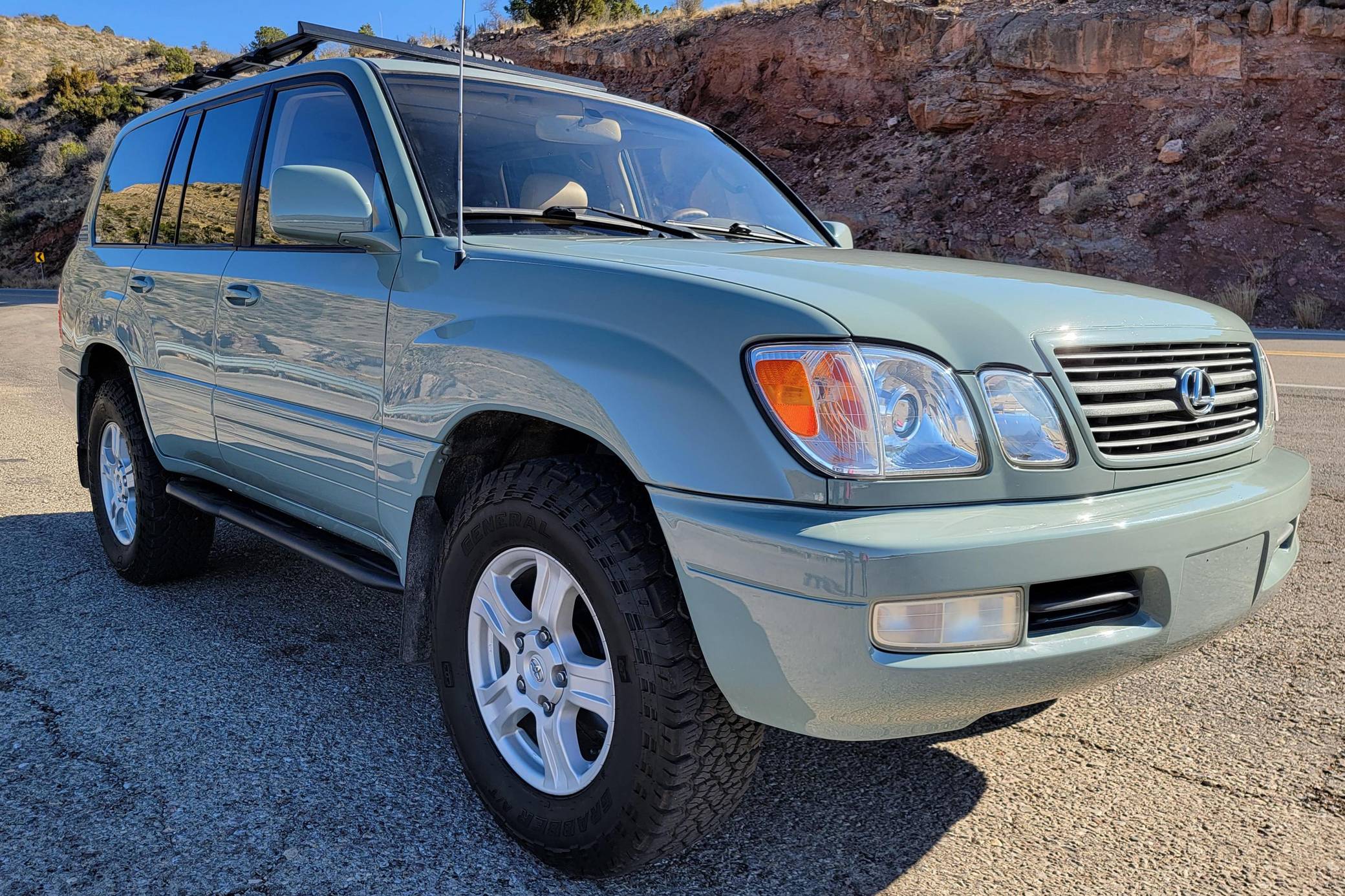 2001 Lexus LX 470 for Sale - Cars & Bids