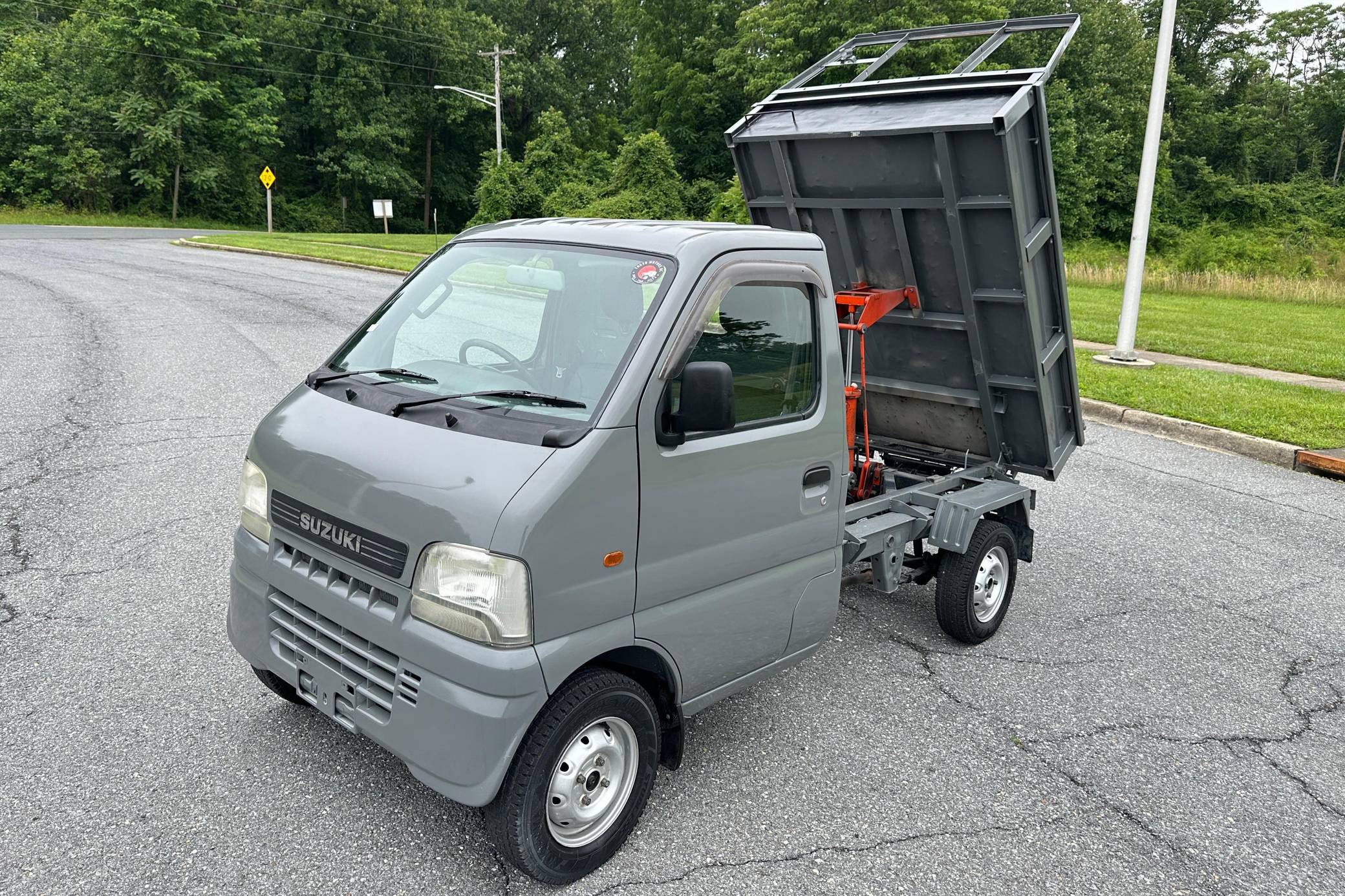 2000 Suzuki Carry Dump Truck 4x4 VIN: DB52T230230 for Sale - Cars & Bids