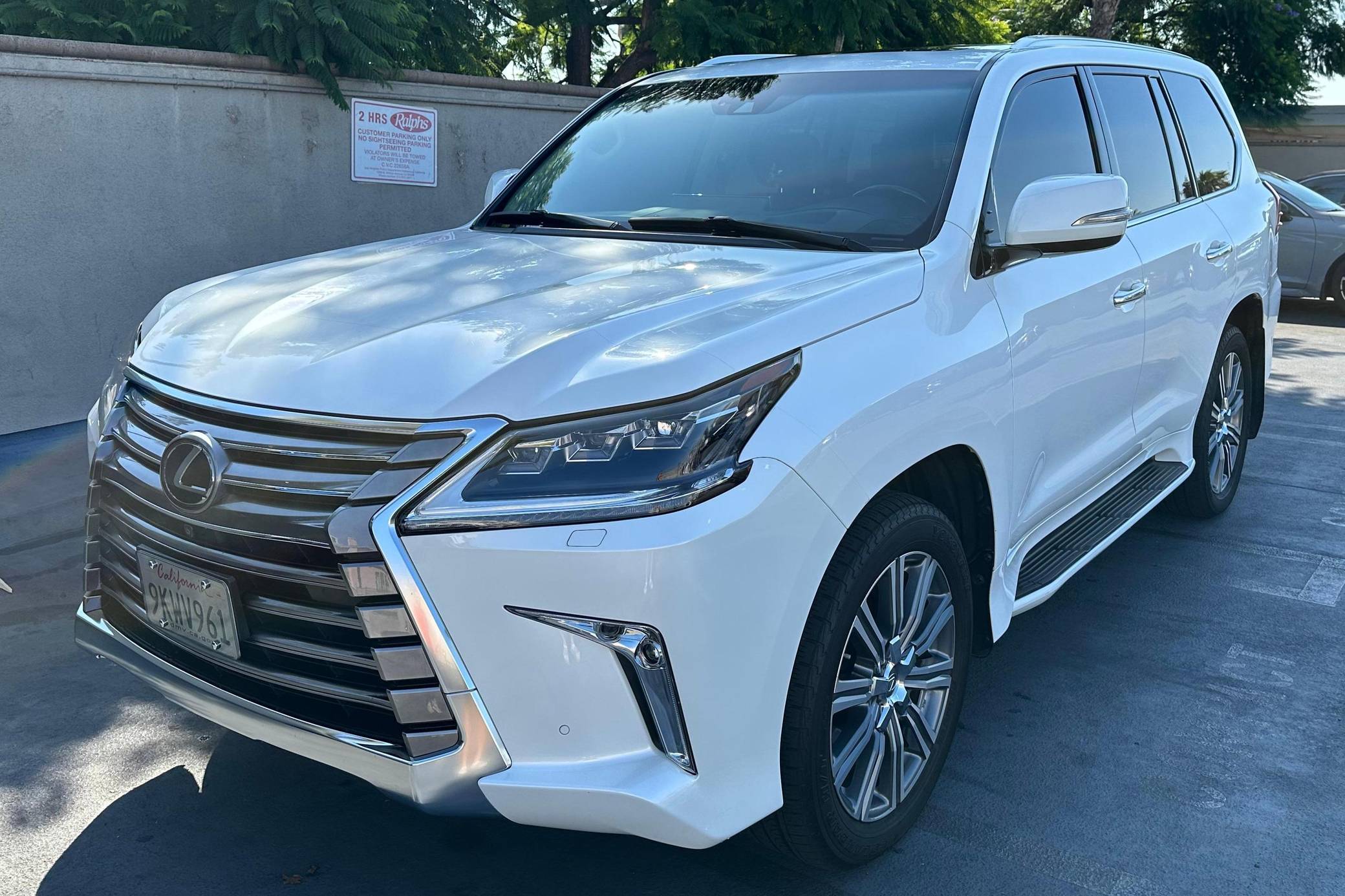 2017 Lexus LX 570 VIN: JTJHY7AX5H4224625 for Sale - Cars & Bids