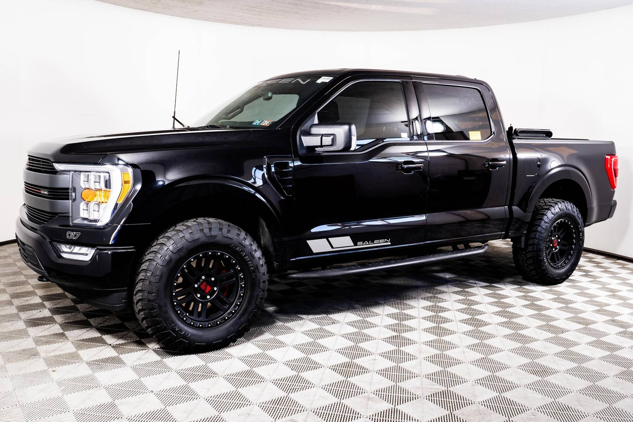 2022 Ford F-150 XLT Saleen Sportruck XR Yellow Label 4x4 VIN ...