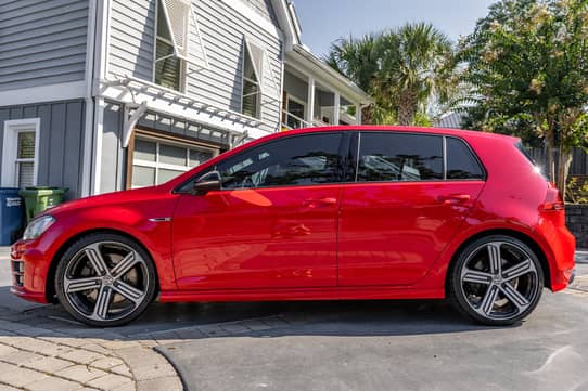 2016 Volkswagen Golf R VIN: WVWLF7AU4GW071148 for Sale - Cars & Bids