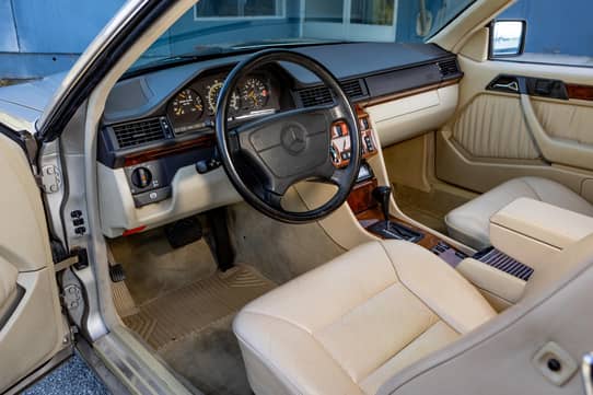 1993 Mercedes-Benz 300CE VIN: WDBEA52E4PB897328 for Sale - Cars & Bids