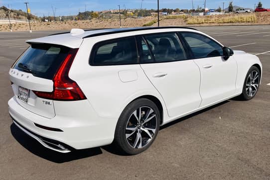 2020 Volvo V60 T5 R-Design for Sale - Cars & Bids