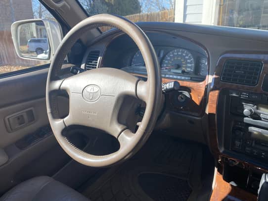 1999 Toyota 4Runner Limited 4x4 auction - Cars & Bids