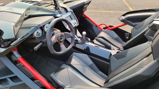 2016 Polaris Slingshot SL auction - Cars & Bids