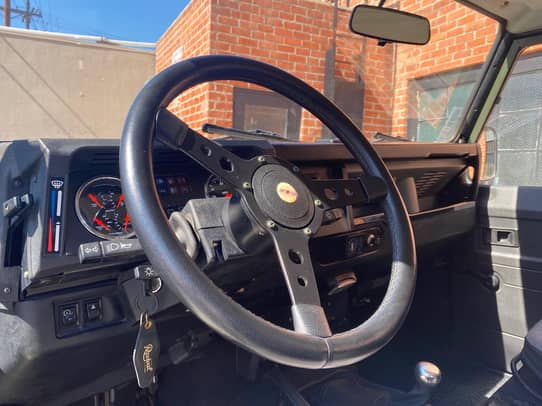 1990 Land Rover Defender 90 auction - Cars & Bids