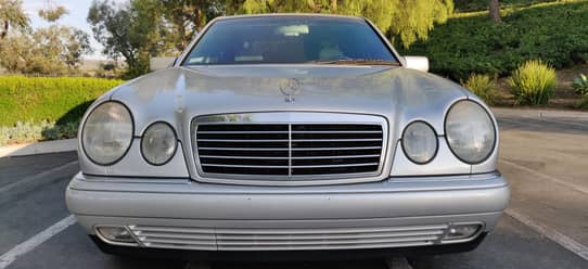 1997 Mercedes-Benz E320 Sedan auction - Cars & Bids
