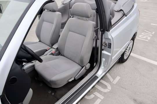 2002 Volkswagen Cabrio auction - Cars & Bids