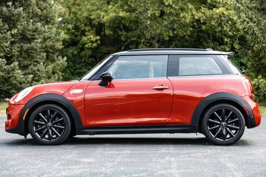2017 MINI Cooper S VIN: WMWXP7C5XH2C61307 for Sale - Cars & Bids