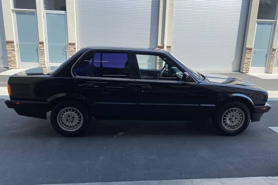 1990 BMW 325i Sedan for Sale - Cars & Bids