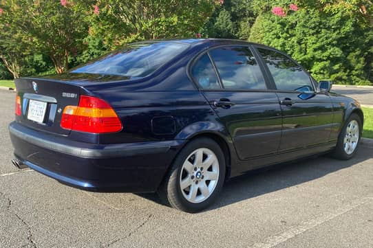 2002 BMW 325i Sedan for Sale - Cars & Bids