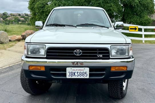 1992 Toyota 4Runner SR5 4x4 VIN: JT3VN39W2N8045213 for Sale - Cars & Bids