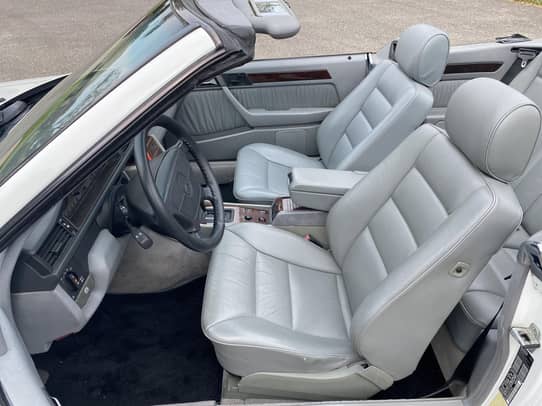 1995 Mercedes-Benz E320 Cabriolet auction - Cars & Bids