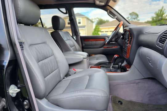 2000 Lexus LX 470 for Sale - Cars & Bids