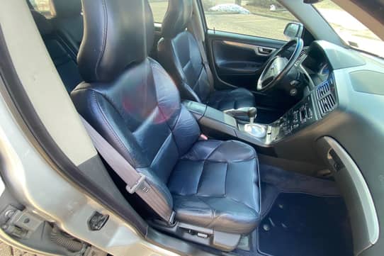 2004 Volvo V70R for Sale - Cars & Bids