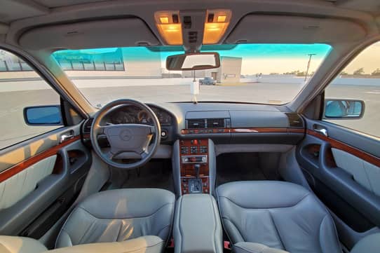 1995 Mercedes-Benz S320 auction - Cars & Bids