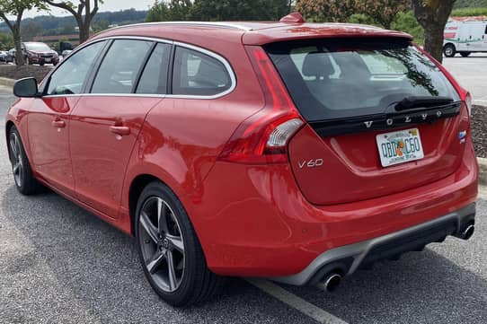 2015 Volvo V60 T6 R-Design for Sale - Cars & Bids